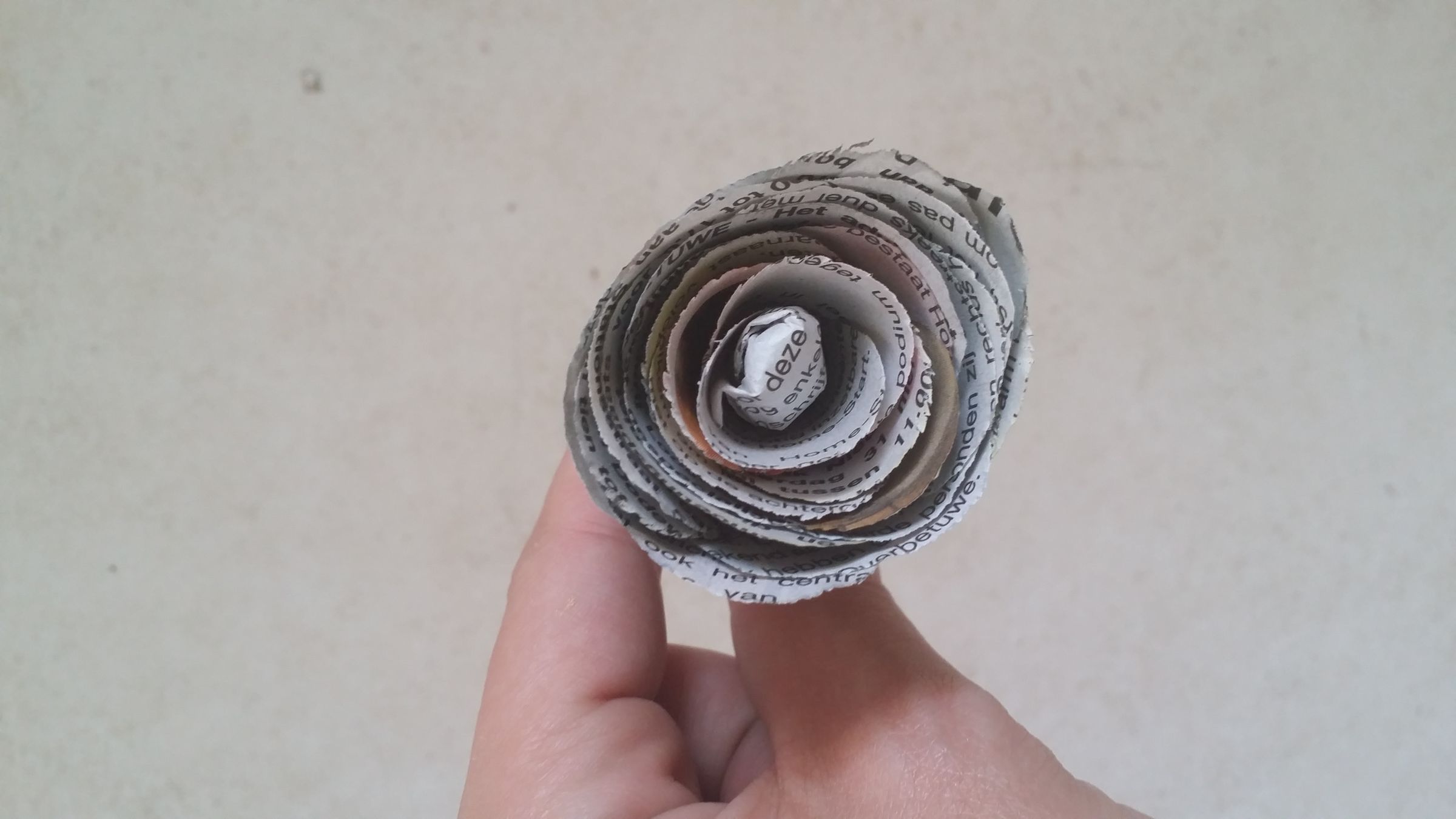 Newspaper Roses : 8 Steps - Instructables