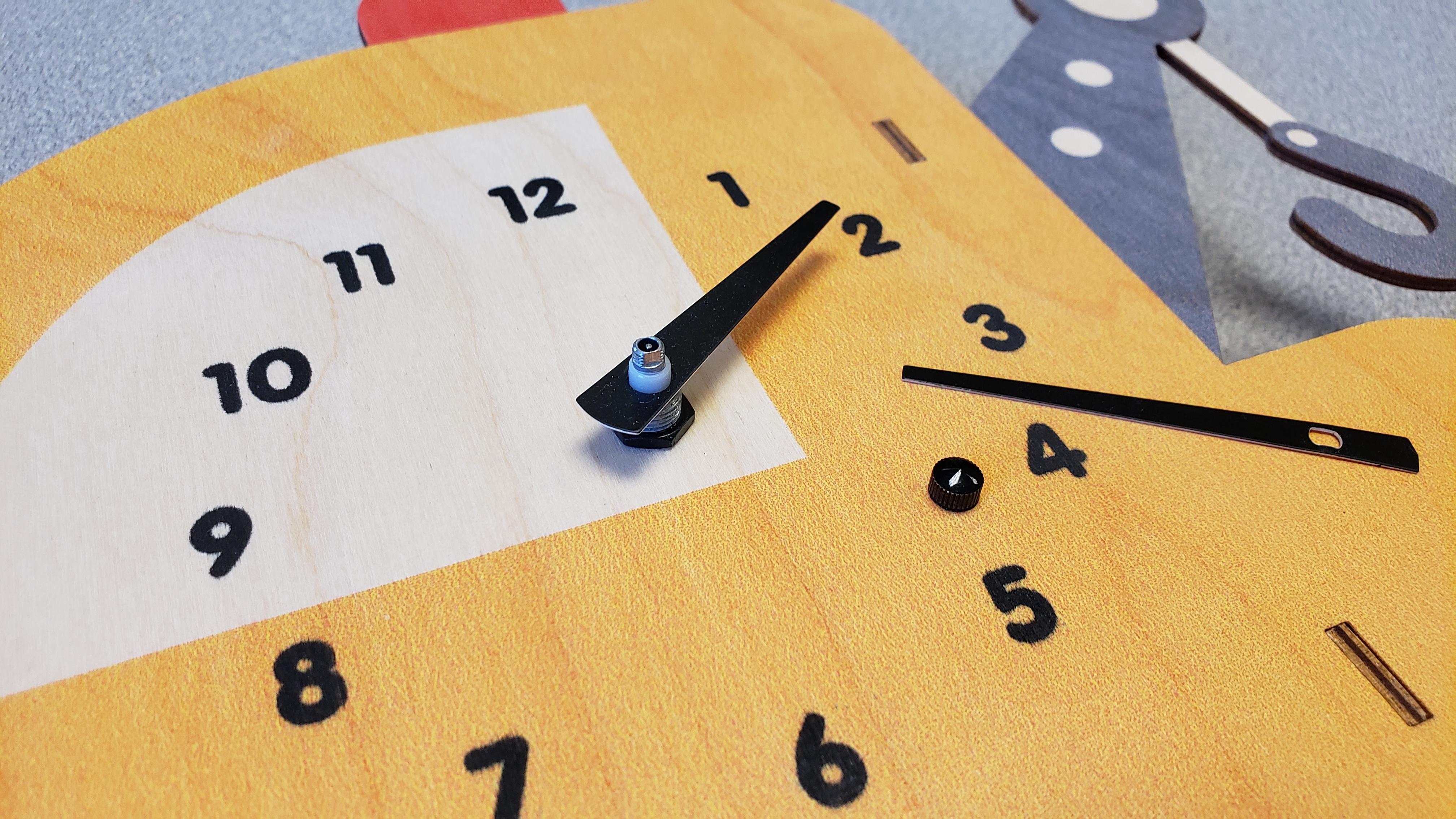 How to Fix a Clock That Loses Time : 3 Steps (with Pictures ...