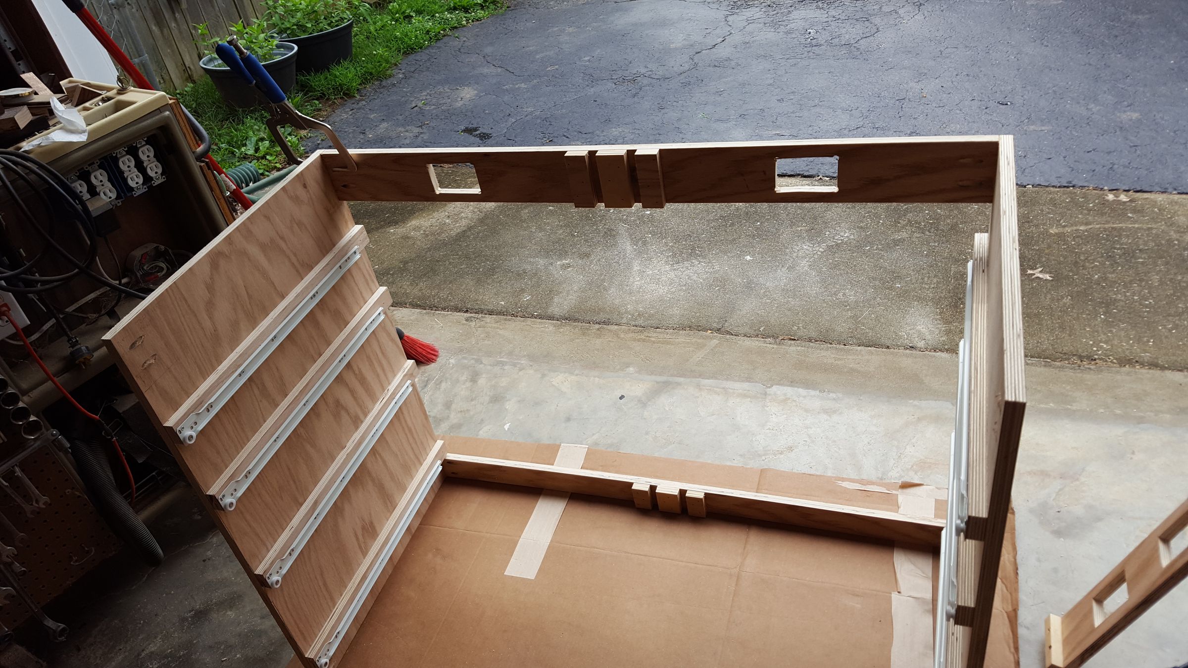 Workbench With Drawers, Power, and Wood Vise : 15 Steps (with Pictures ...