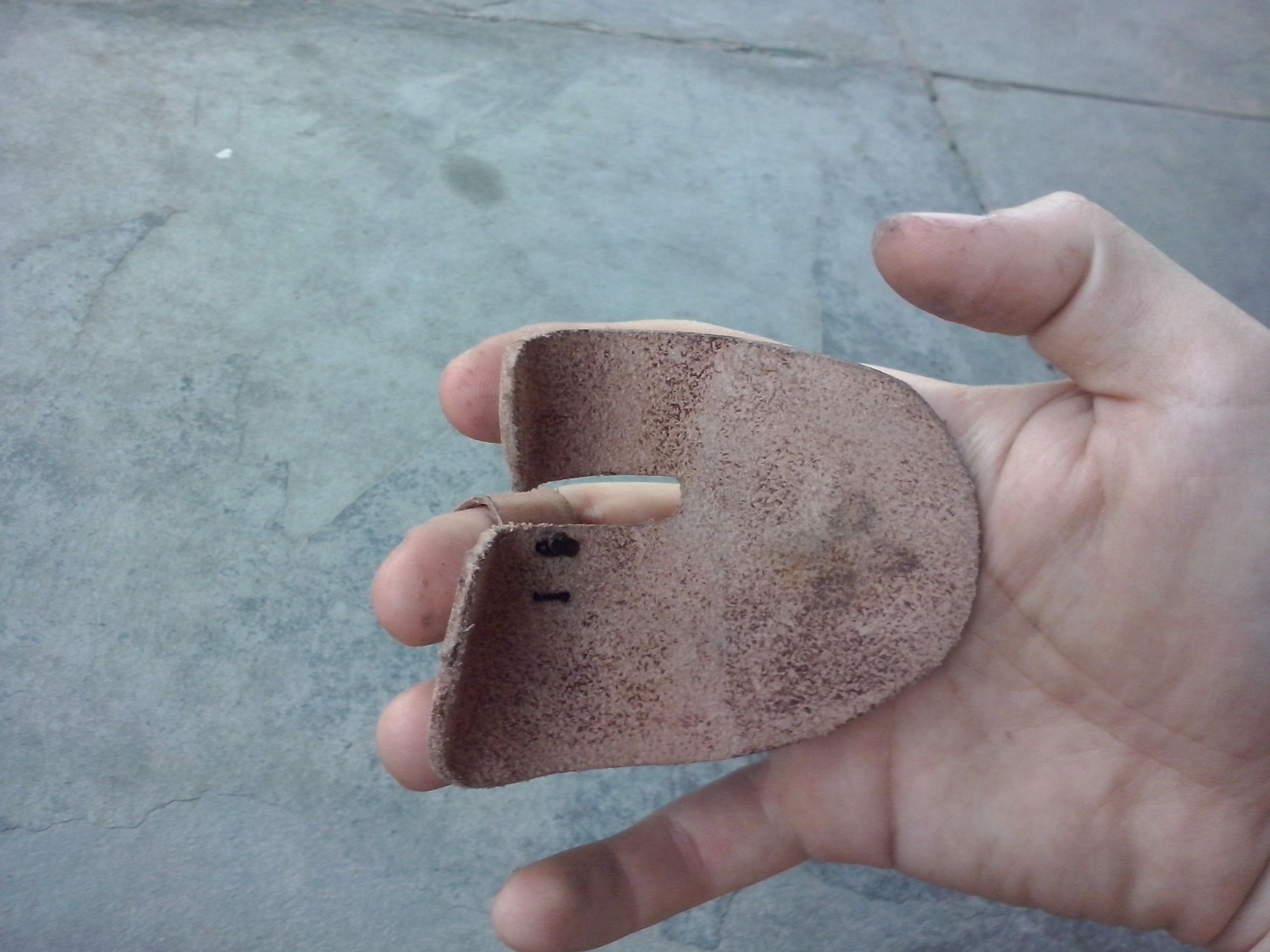 Finger Tab for Archery : 5 Steps - Instructables