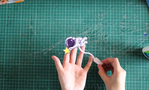 Pop-Up SPACE Card : 22 Steps (with Pictures) - Instructables