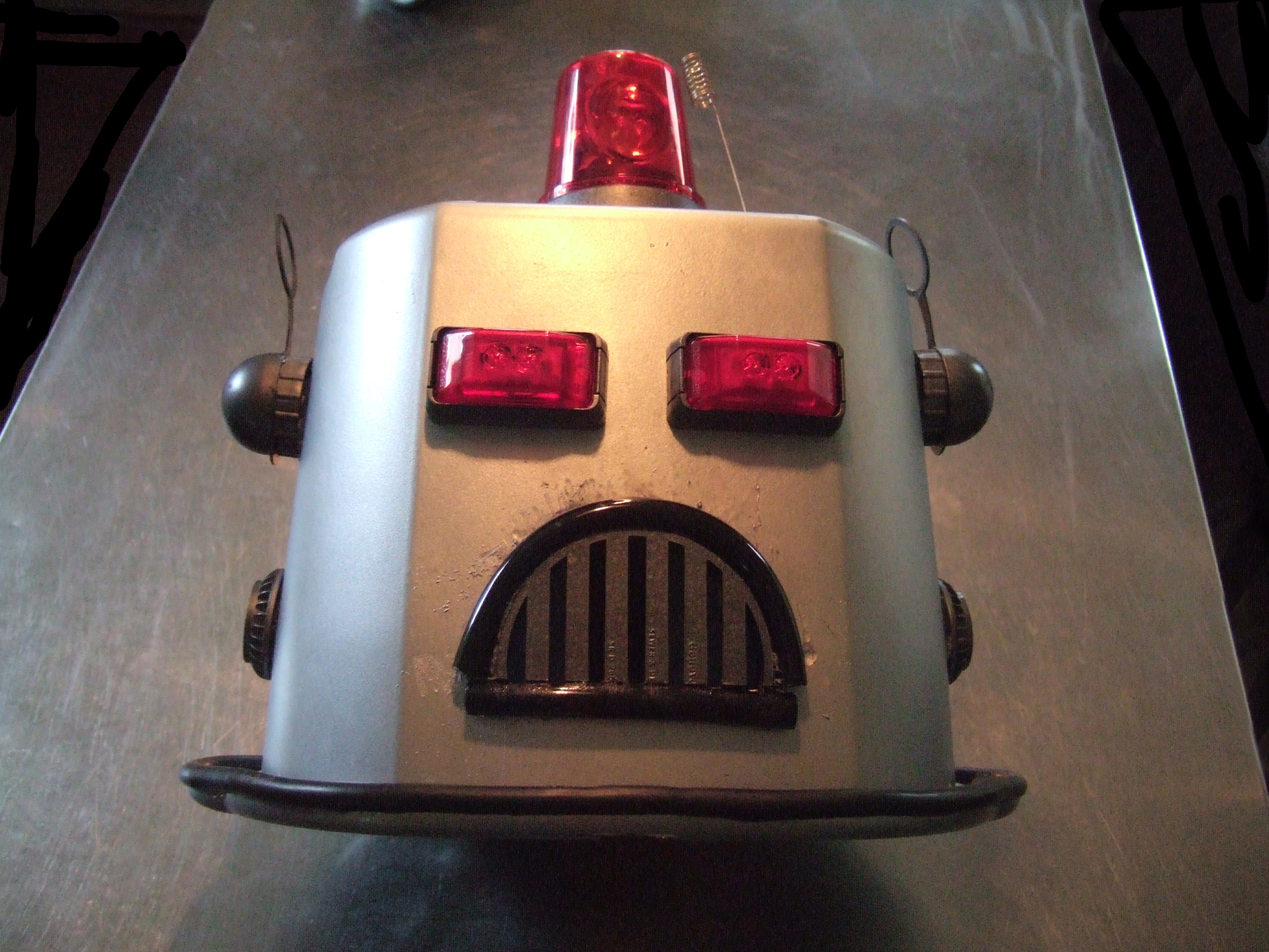 Malfunctioning Robot (with Pictures) - Instructables