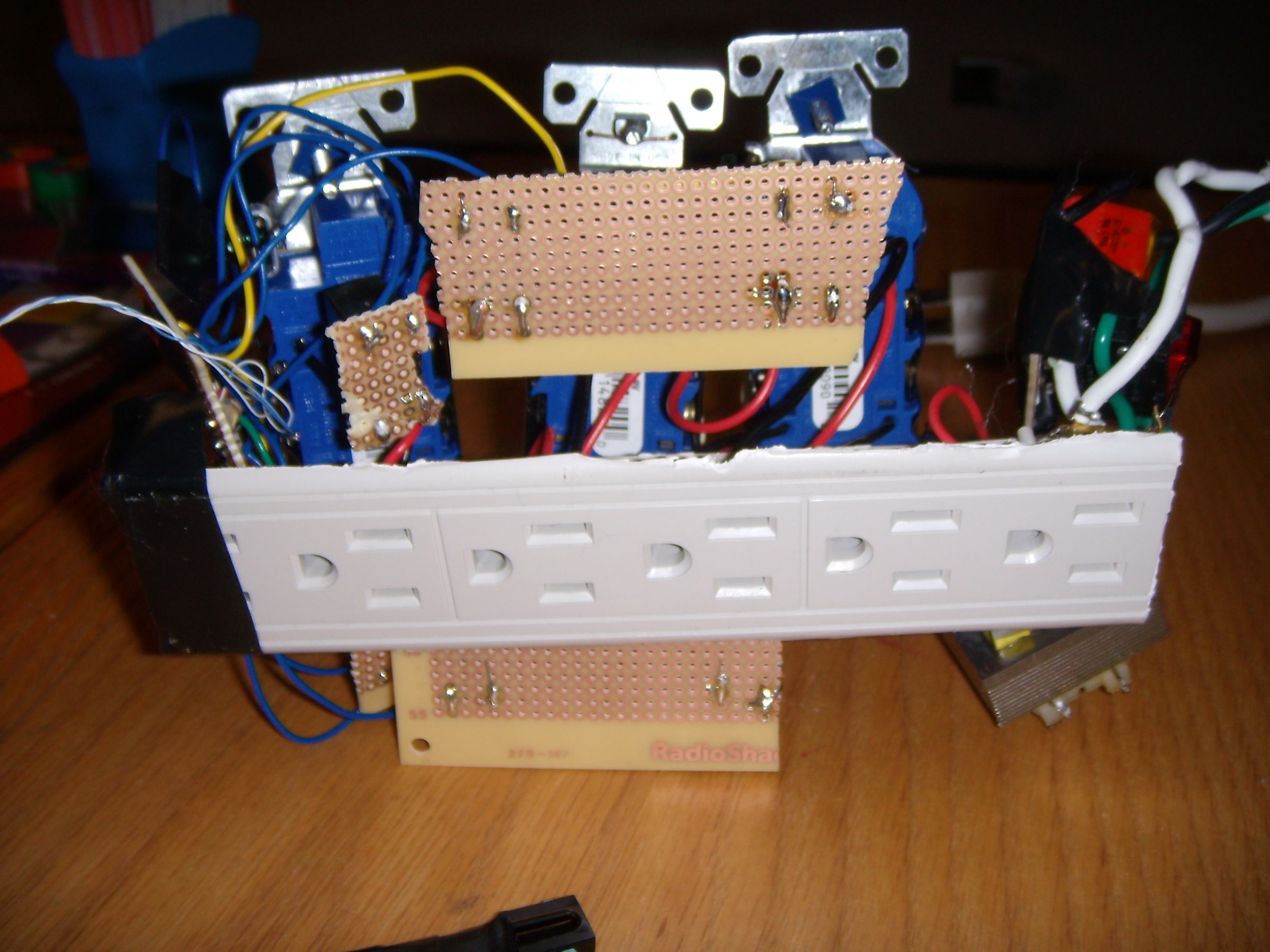 Remote Control Power Strip : 8 Steps (with Pictures) - Instructables