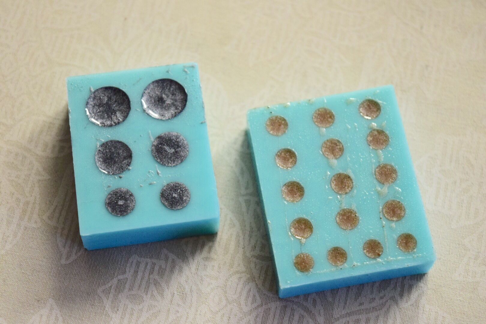 Casting Resin Cabochons, Keepsakes and Cremation Jewelry : 5 Steps ...