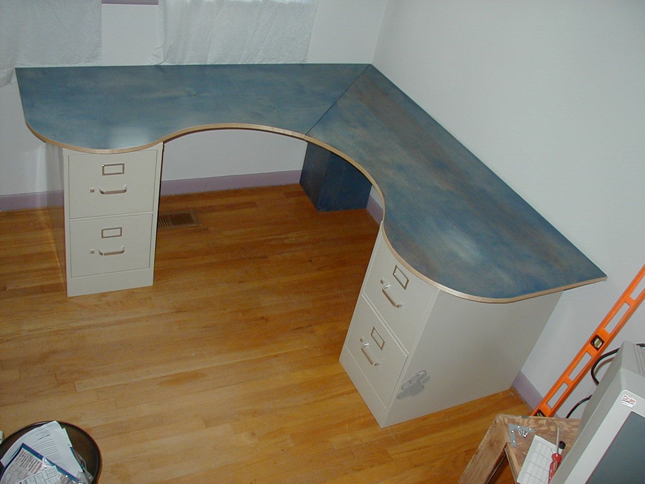 Wraparound Desk Made From One Sheet of Plywood, 2 Filing Cabinets : 6 ...