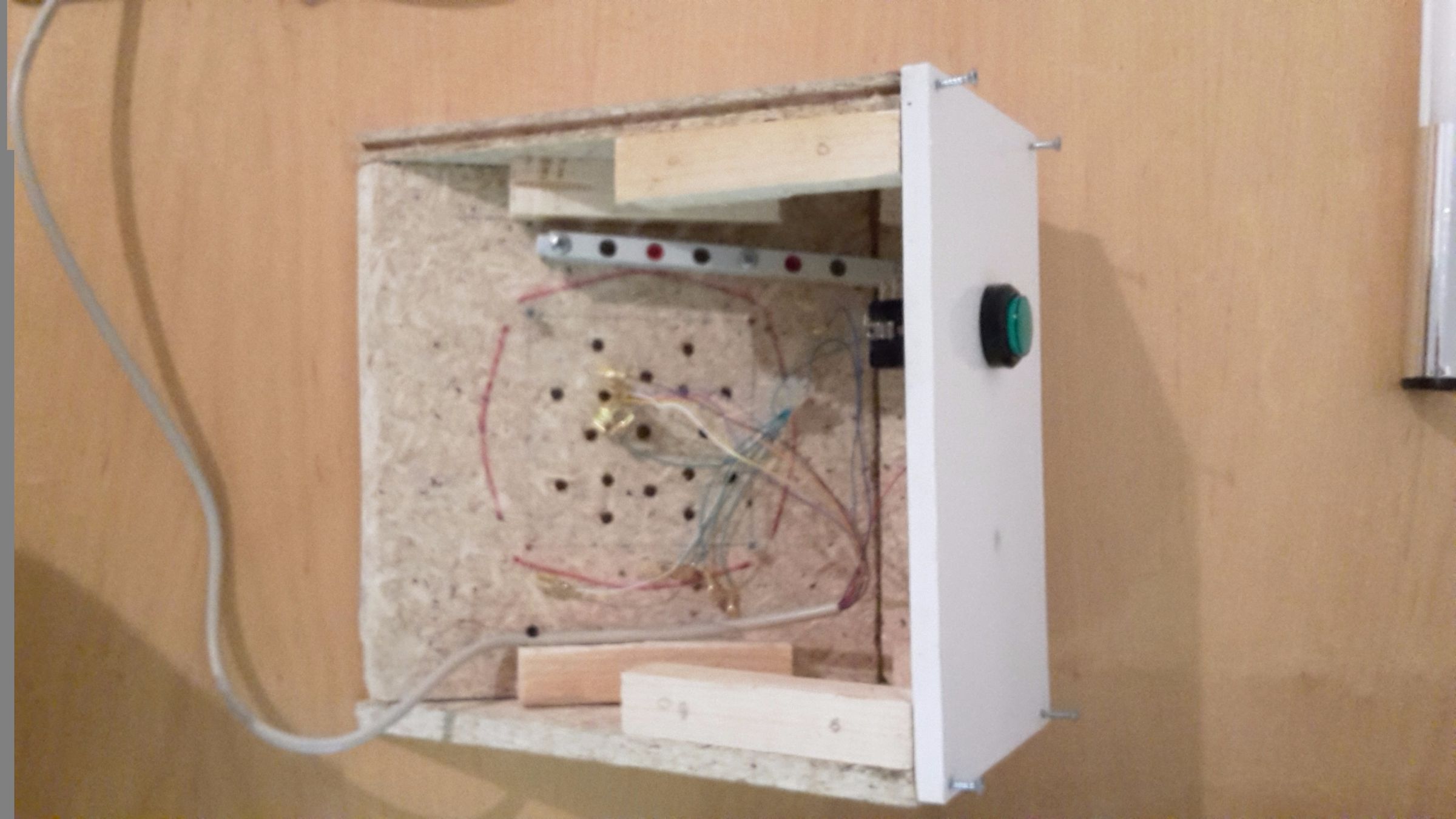 HOMEMADE CLAW MACHINE : 7 Steps (with Pictures) - Instructables