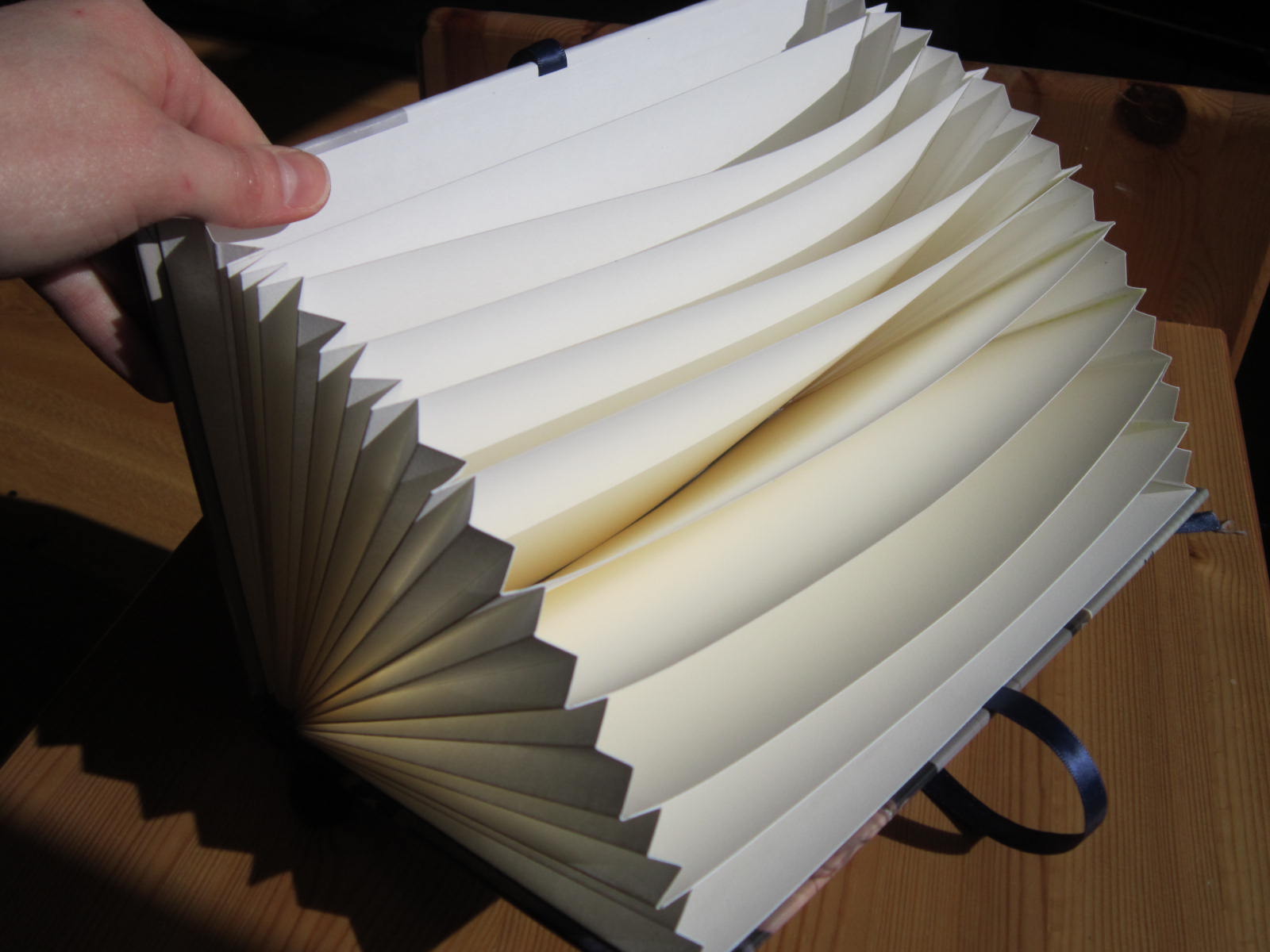 Hard Back Book Folder : 6 Steps (with Pictures) - Instructables