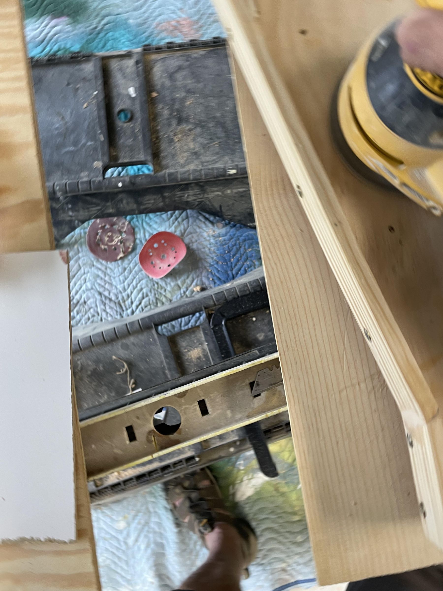 ROLLING BALL TRACK WITH BALL ELEVATOR : 6 Steps (with Pictures ...