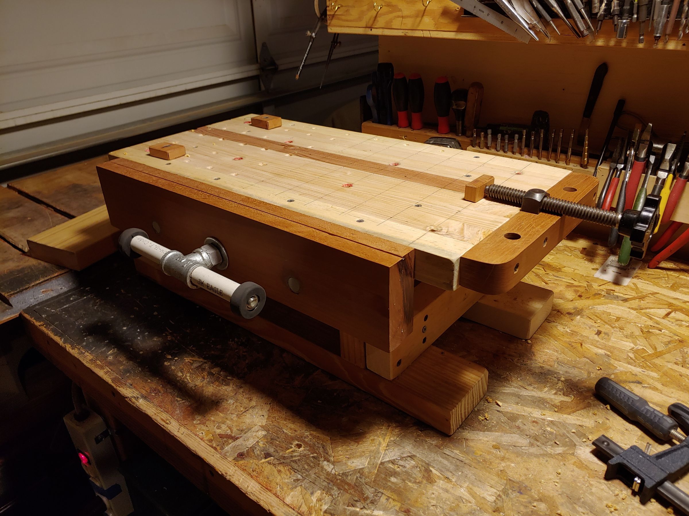 Mini-Work Bench : 10 Steps - Instructables
