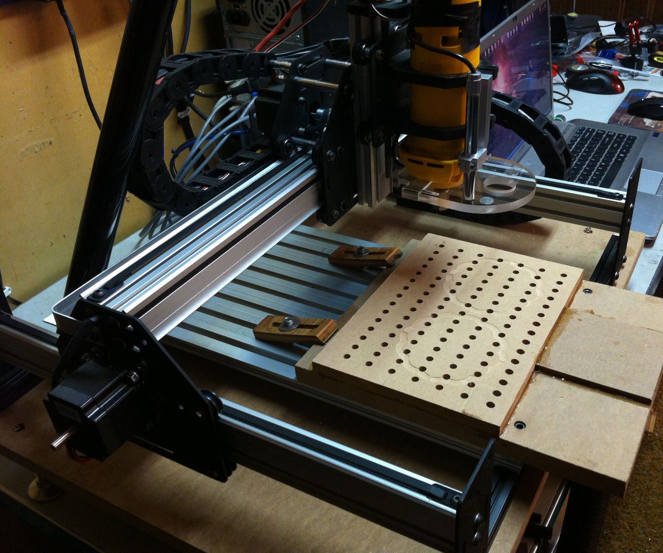 cnc vacuum table DIY Project - Step-by-Step DIY Project | FindingDIY