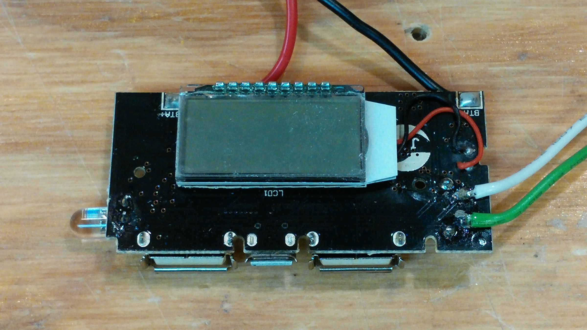 Dewalt Power Bank : 7 Steps (with Pictures) - Instructables