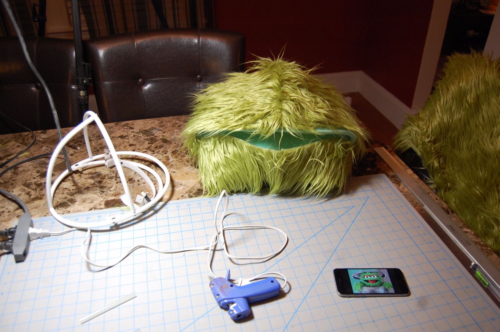 Oscar the Grouch - Costume : 11 Steps (with Pictures) - Instructables