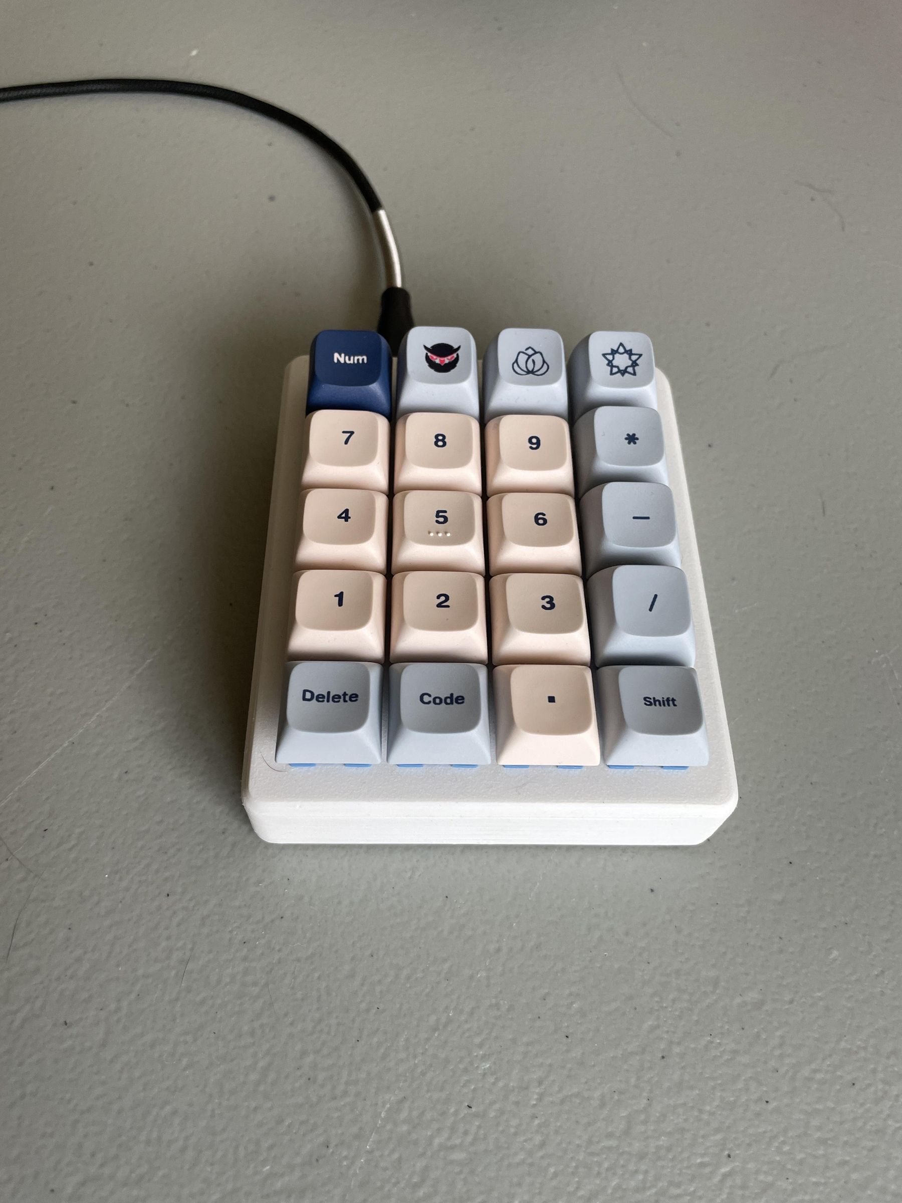 Pico Based Number Pad : 6 Steps (with Pictures) - Instructables