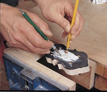 How to Build a Bluegrass-Style Five-String Banjo : 7 Steps - Instructables