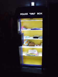 Tardis Bookshelf With Sound and Lights : 8 Steps (with Pictures) - Instructables