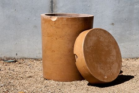 DIY CONCRETE:: 5 Gallon Stool : 7 Steps (with Pictures) - Instructables