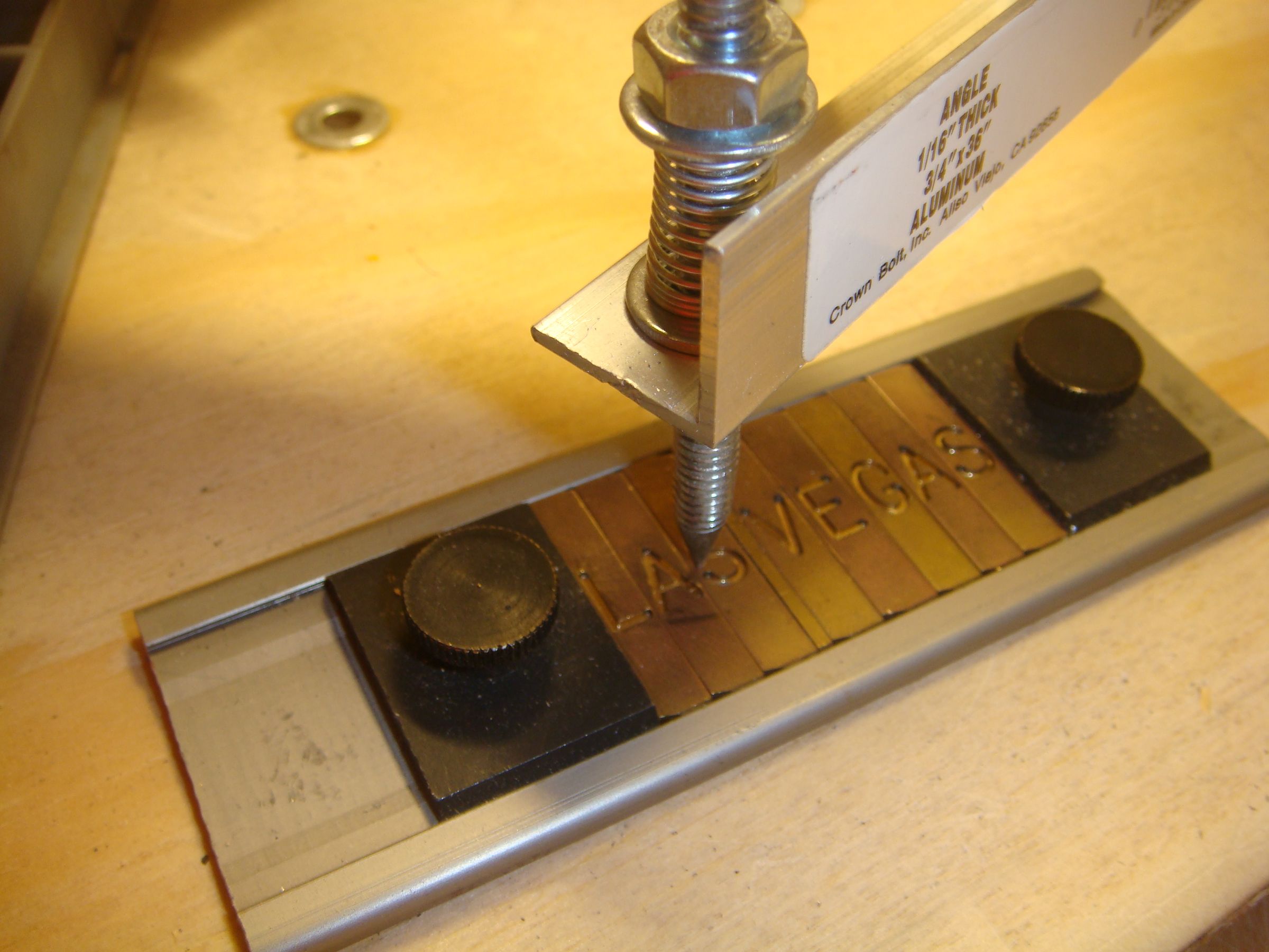 Homemade Rotary/Flat Engraver : 8 Steps (with Pictures) - Instructables