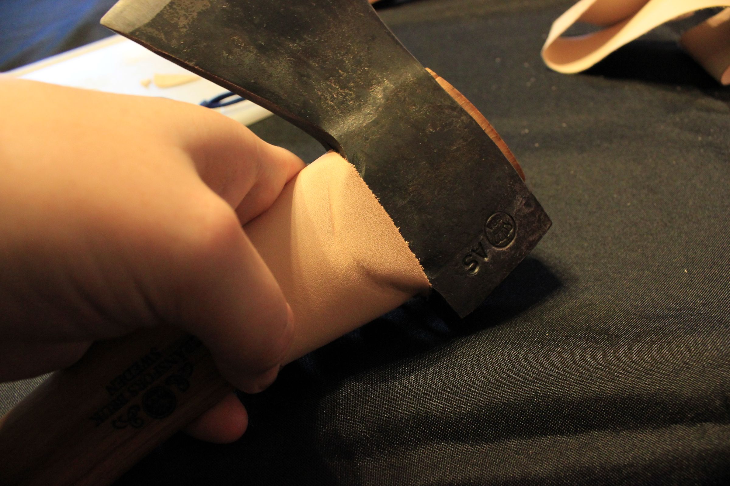 Leather Wrap : 7 Steps (with Pictures) - Instructables