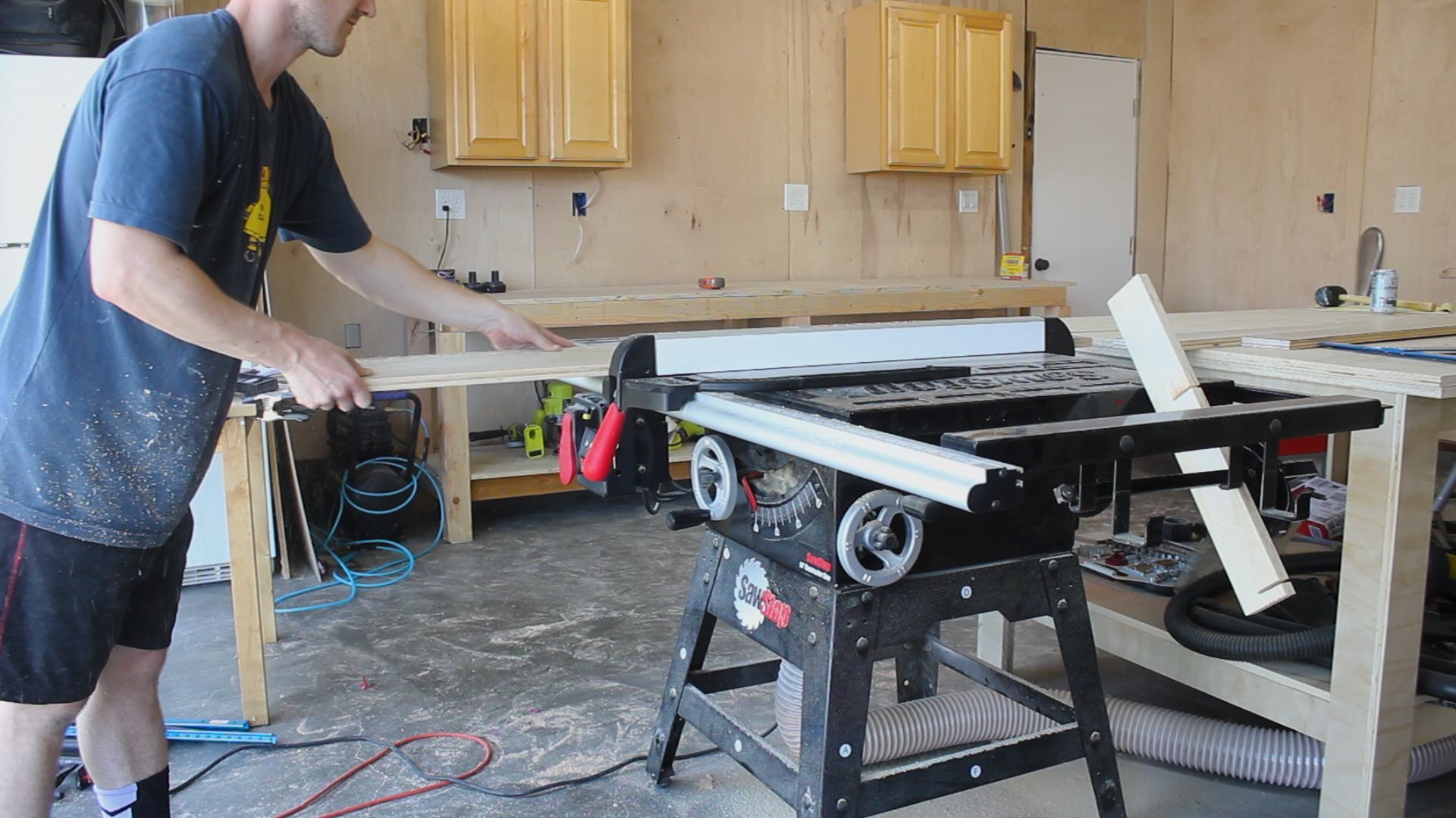 $100 10ft Work Bench/Surface With Storage : 12 Steps (with Pictures ...