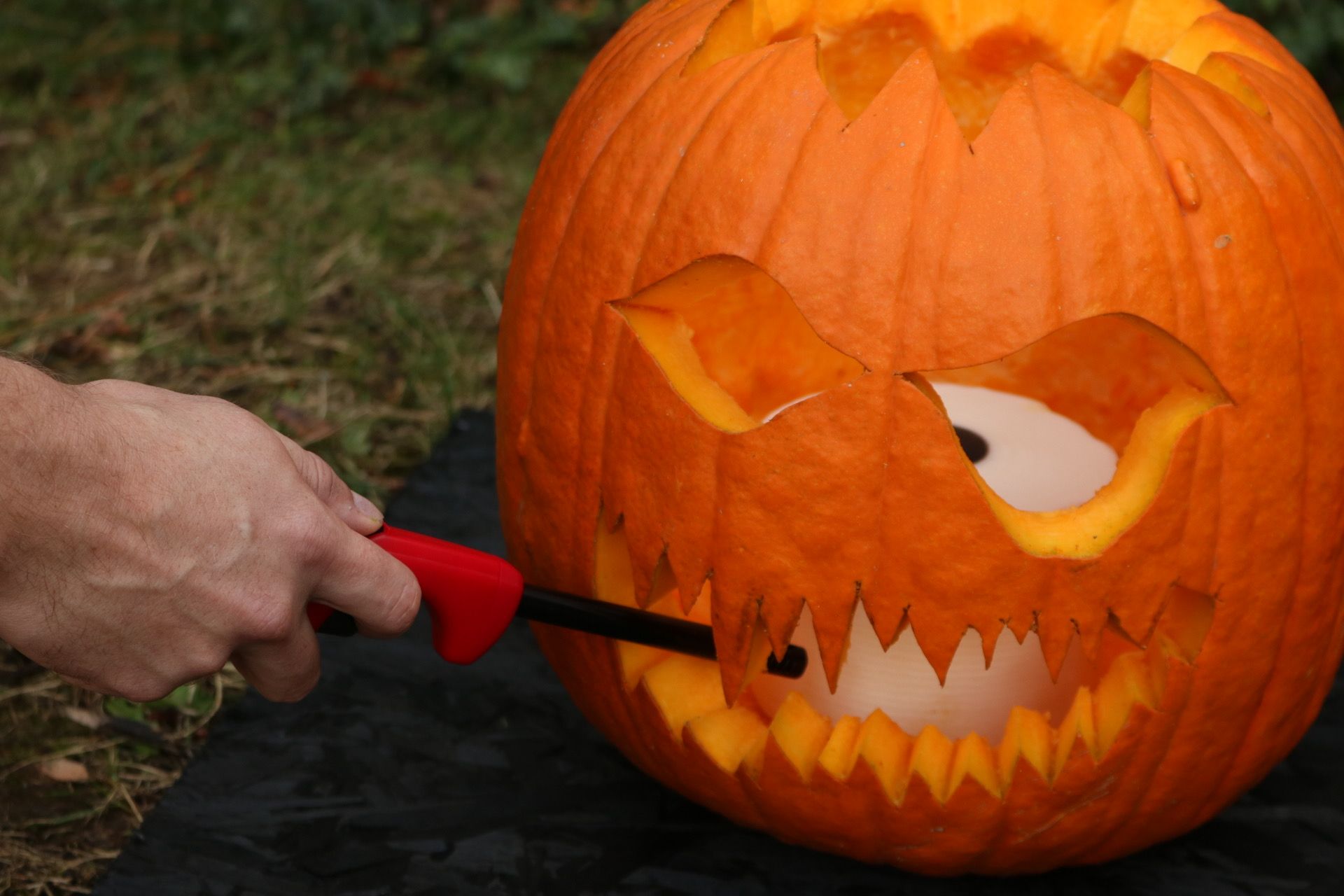Flaming Halloween Jack-o'-lanterns : 6 Steps (with Pictures) - Instructables