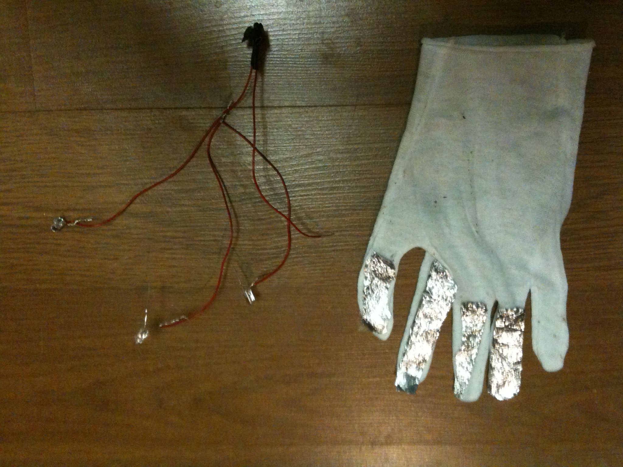 Cyborg Light Painting Gloves! (an Easy LED Switch) : 6 Steps ...