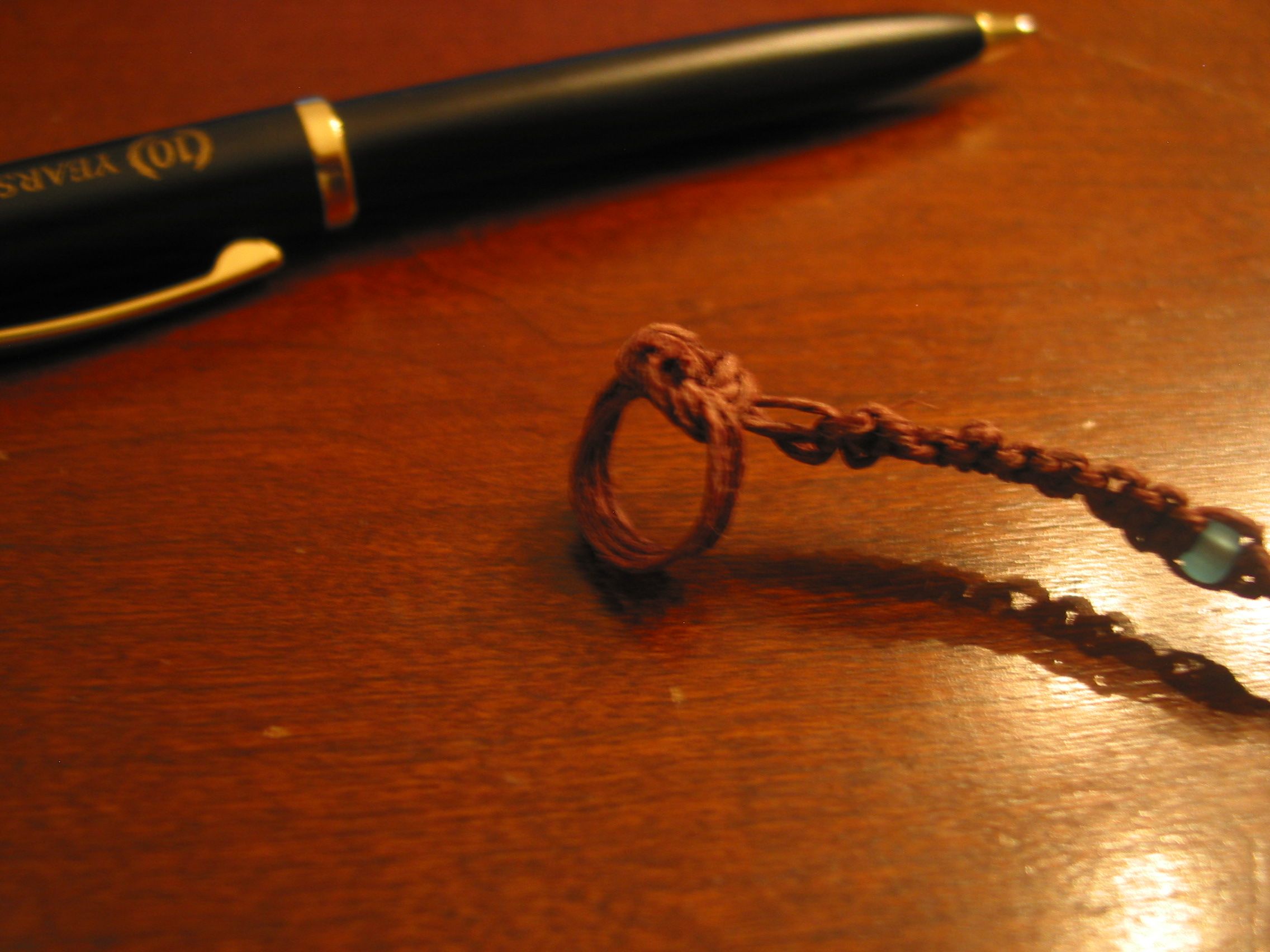 Hemp Bracelets : 7 Steps - Instructables