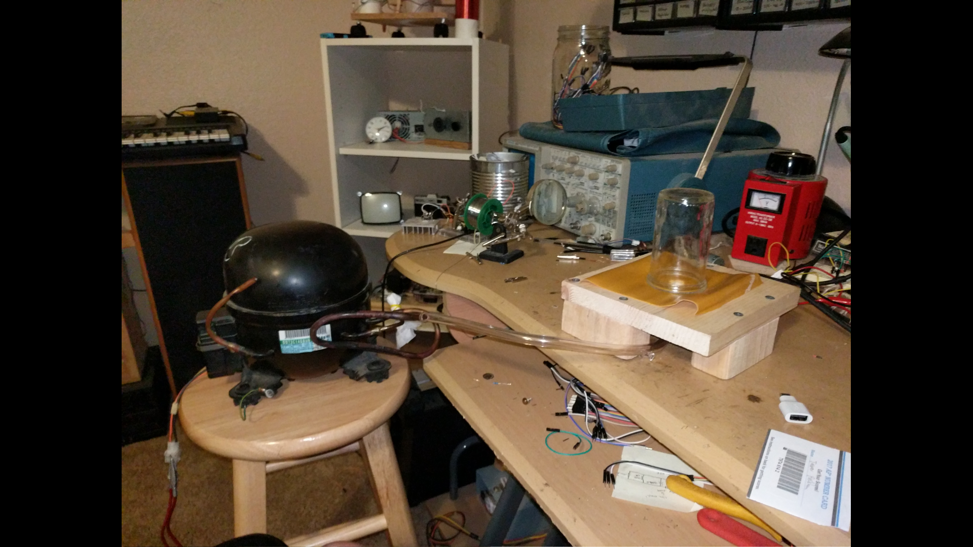 DIY Cathode Ray Tube: Interacting With Electrons : 12 Steps (with ...