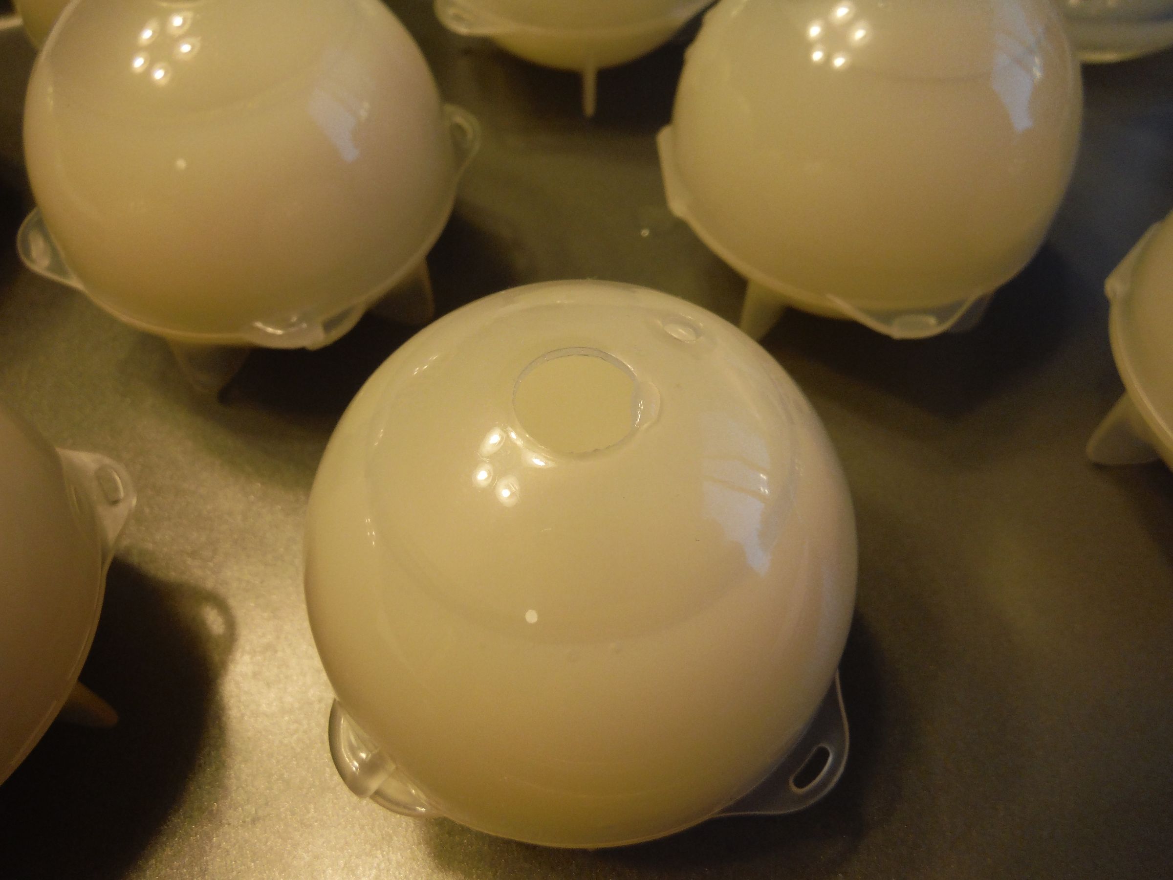 How to Make (edible) Creepy Things Encapsulated in Gelatin : 10 Steps ...