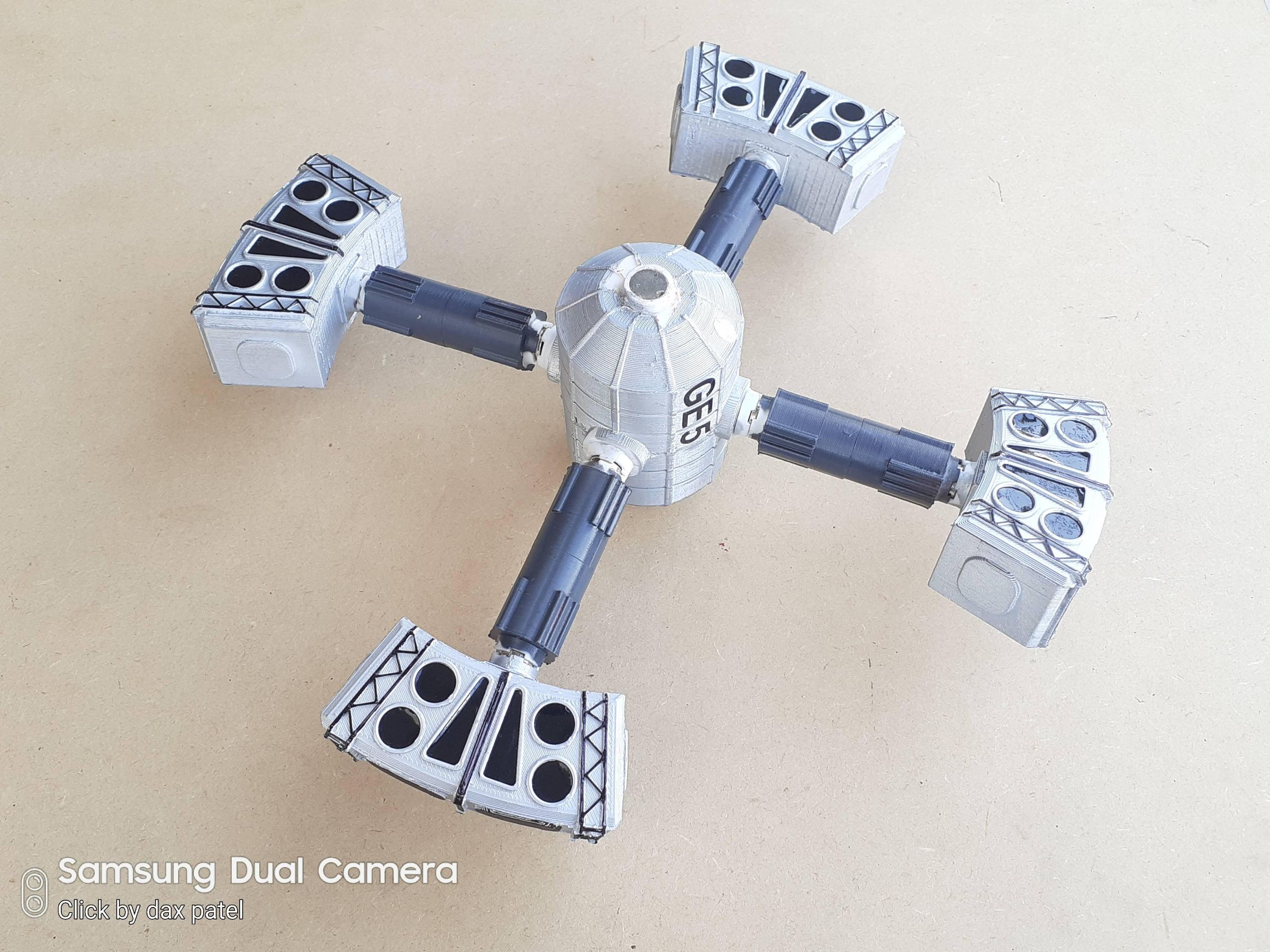 GALACTIC EXPLORER - Design & Make Your Own Spaceship Prototype : 24 ...