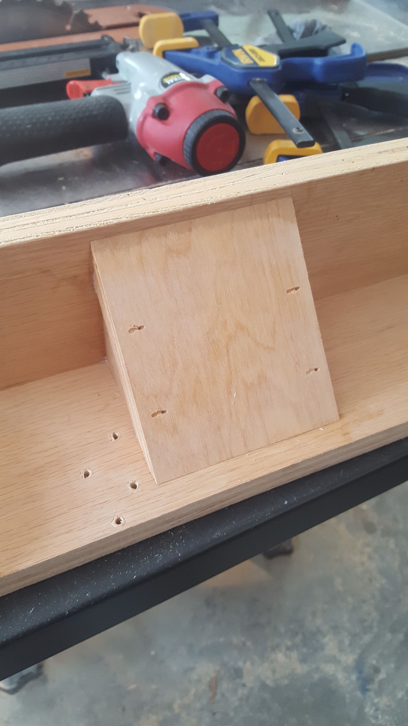 DIY Router Table : 6 Steps (with Pictures) - Instructables