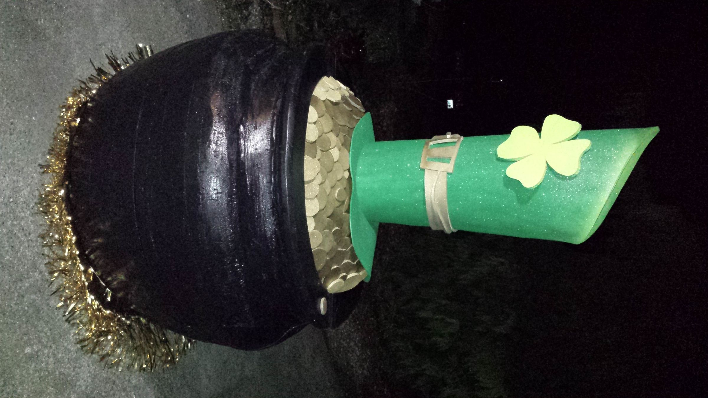 Giant Pot of Gold : 5 Steps (with Pictures) - Instructables