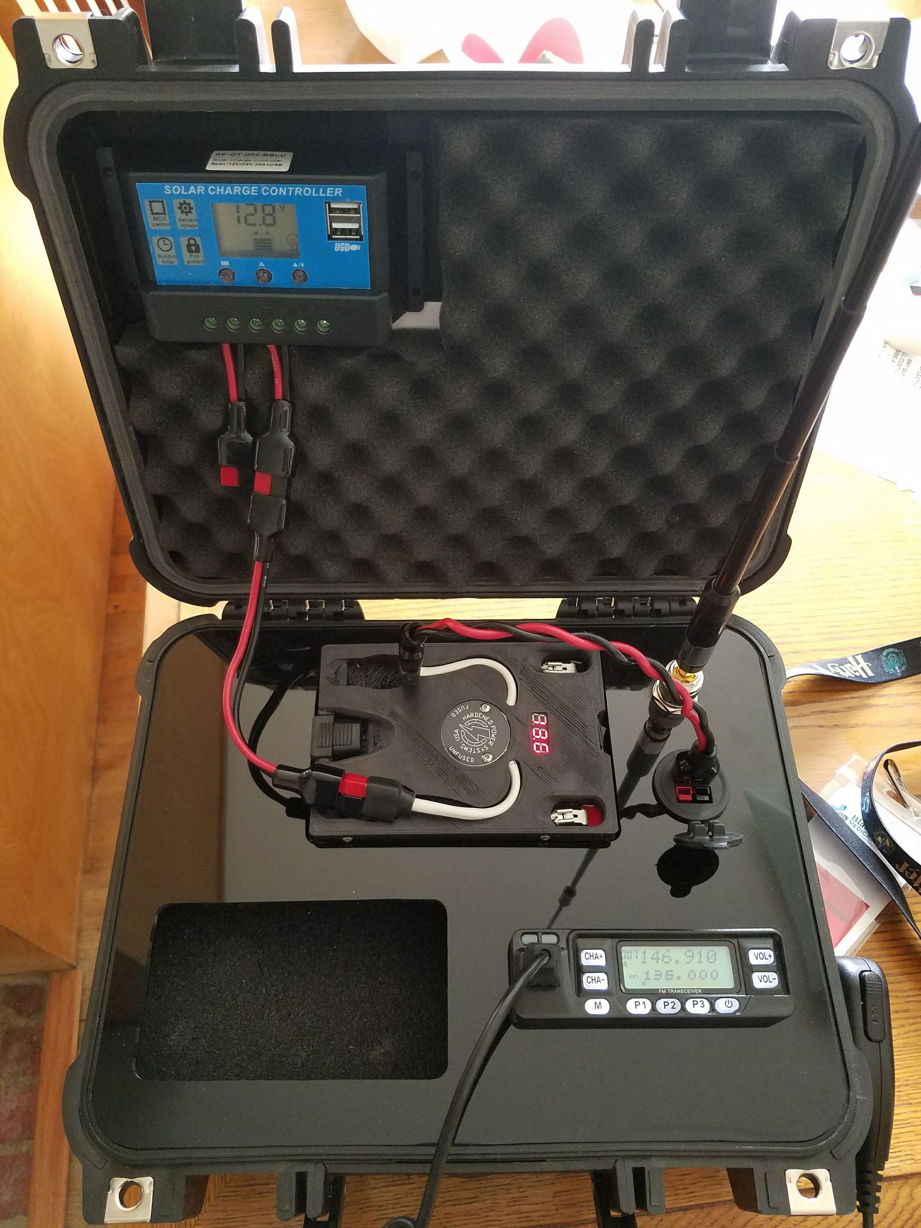 KE0OJE'S Ham Radio Go Box : 9 Steps - Instructables