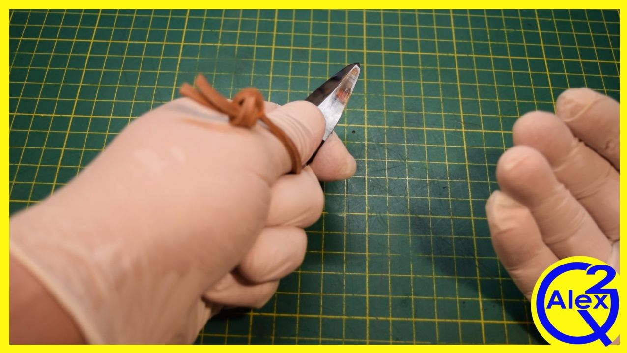 Making a Thumb Dagger - Inspired by WW2 Clandestine Daggers : 24 Steps ...
