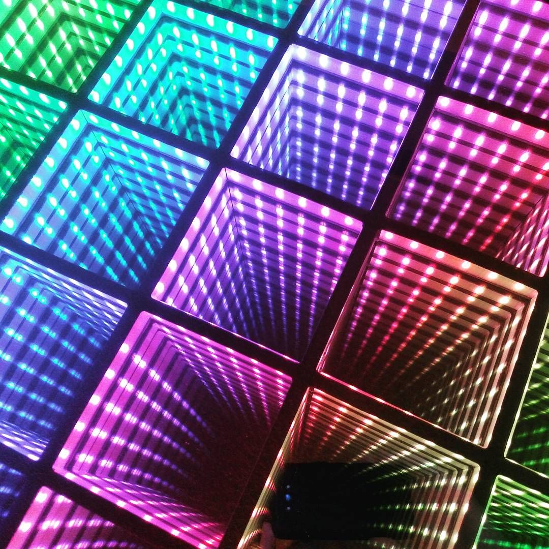 Beyond Infinity Table - the Interactive Coffee Table for the Modern Age ...