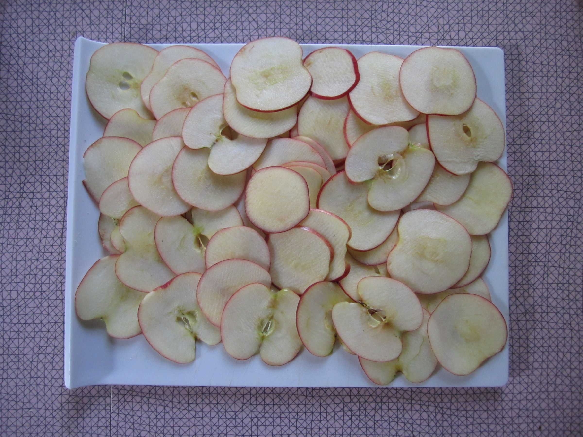 Baked Apple Chips! : 8 Steps (with Pictures) - Instructables