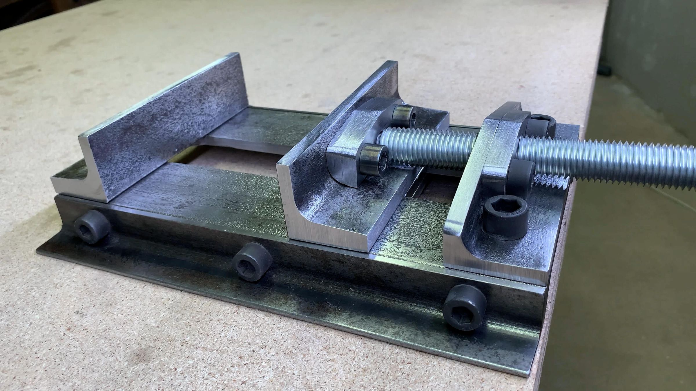 Make a Drill Press Vise Without Welding : 14 Steps (with Pictures ...