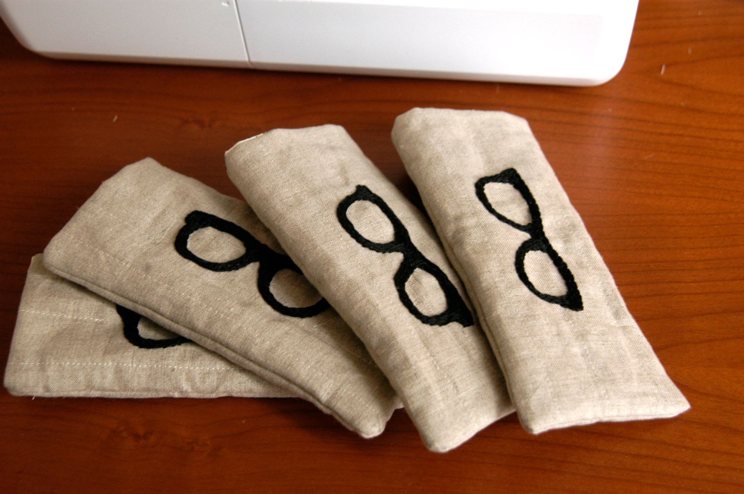 Eye Glasses Case Tutorial : 9 Steps (with Pictures) - Instructables