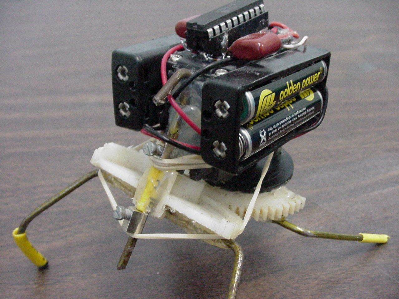 How to Build the One Motor Walker! : 12 Steps (with Pictures ...