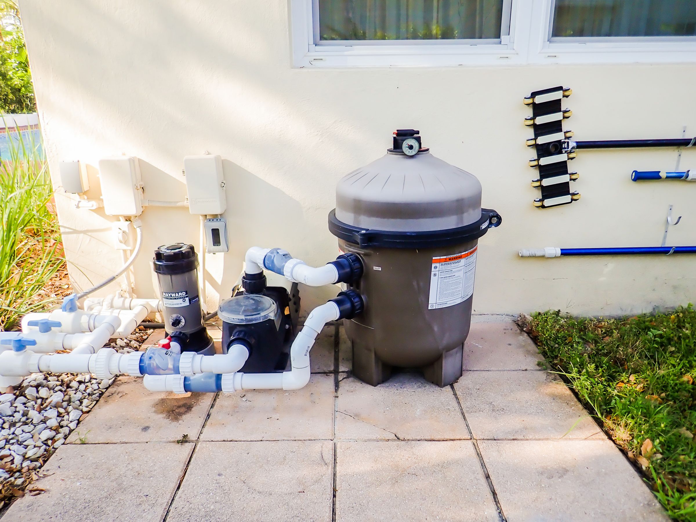 How to Clean a Pool Cartridge Filter System : 15 Steps (with Pictures ...