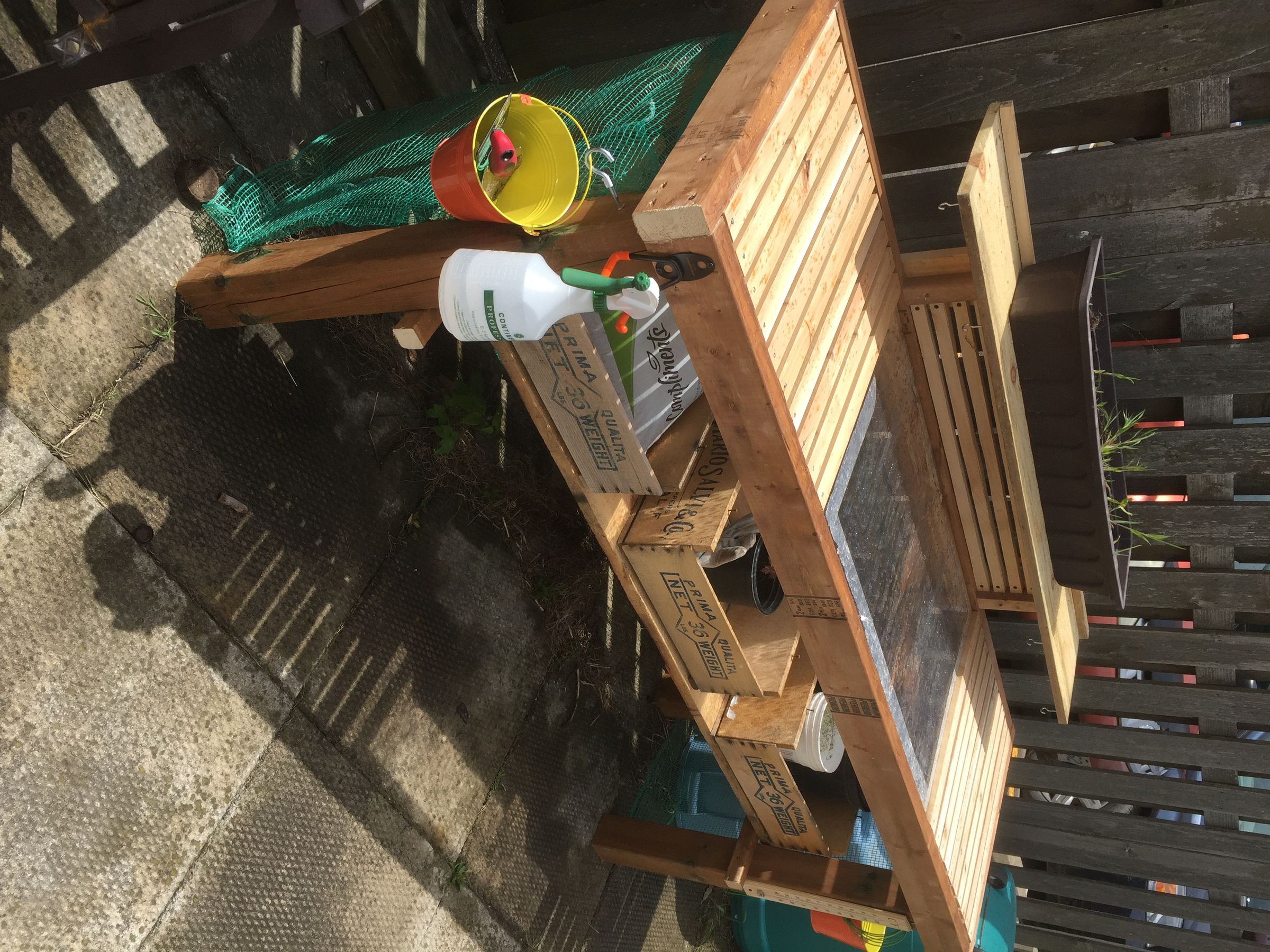 Planting Bench With Protected Growing Station : 3 Steps (with Pictures ...