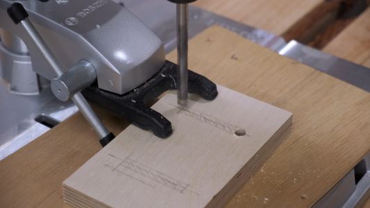 Router Sub-base (and Edge Guide) : 11 Steps (with Pictures) - Instructables