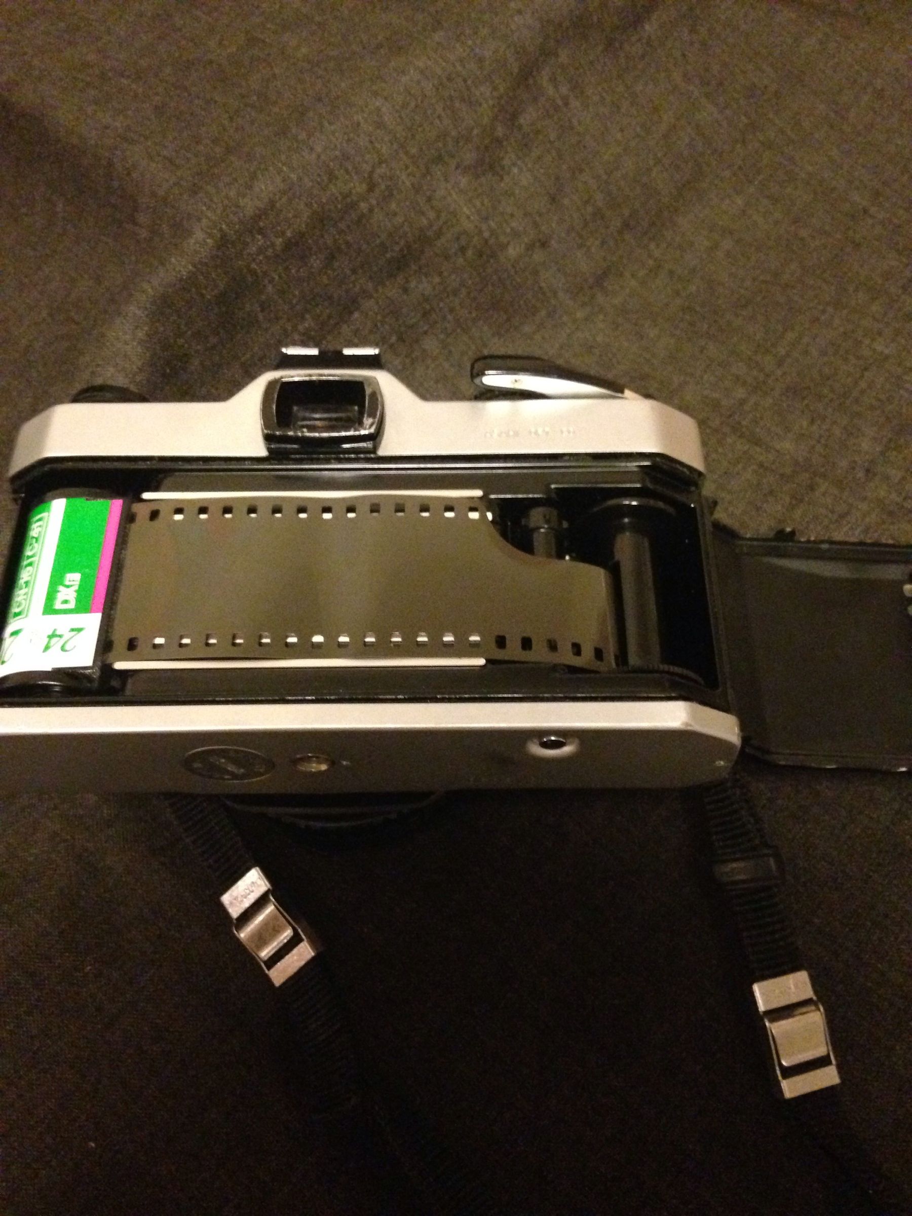 A Beginners Guide to 35mm Film Photography : 7 Steps - Instructables