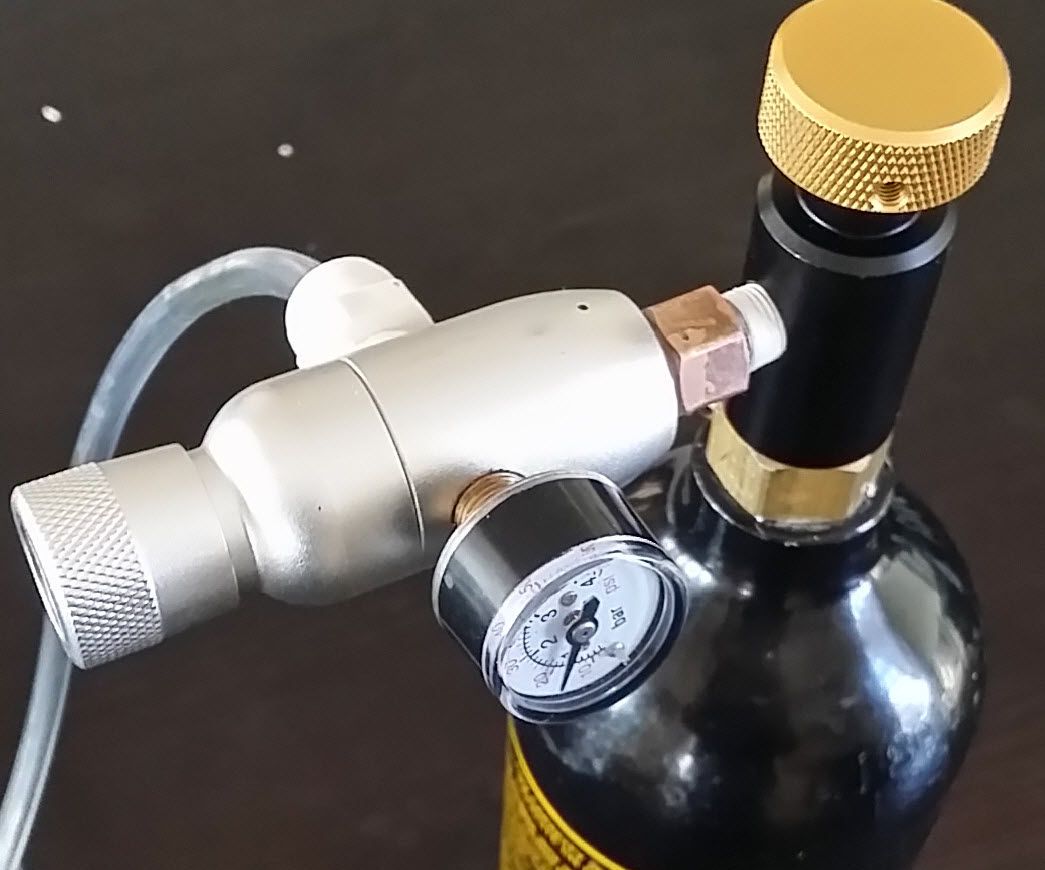 Mini CO2 Tank for Dispensing Beer : 4 Steps (with Pictures) - Instructables