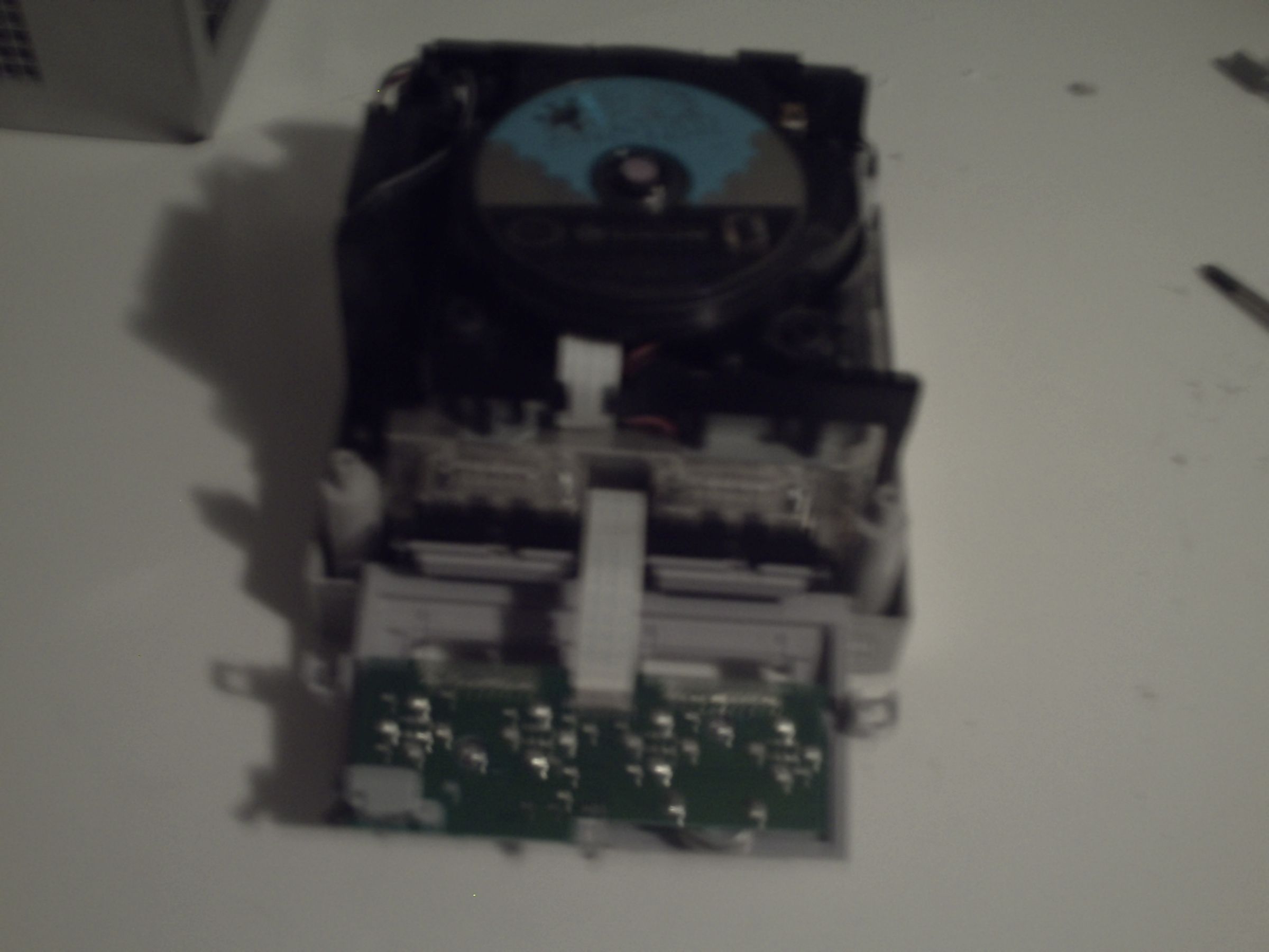 How to Replace the Power Light in Your Nintendo Gamecube : 6 Steps ...