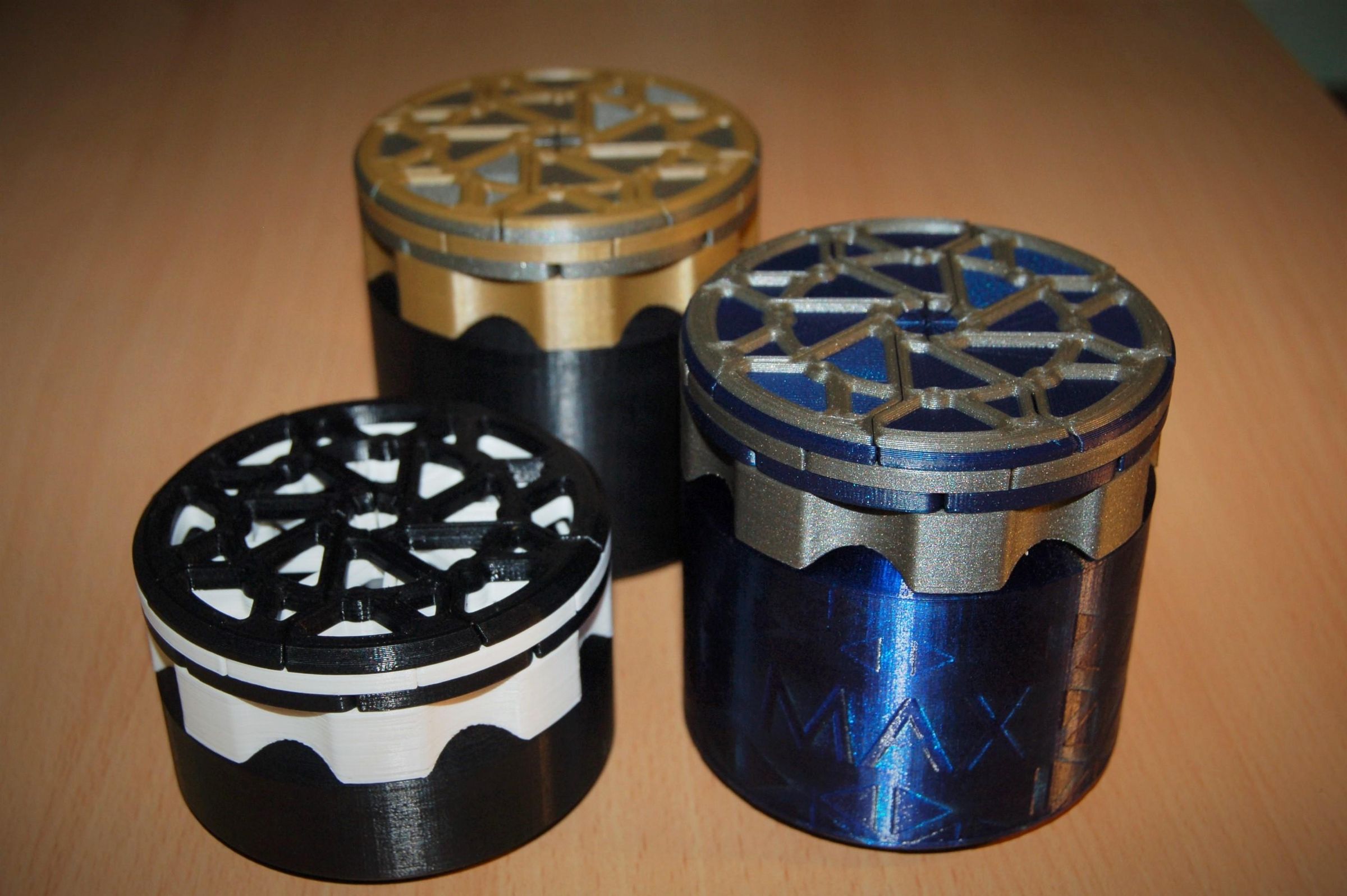 Decorative Iris Box Guide : 11 Steps (with Pictures) - Instructables