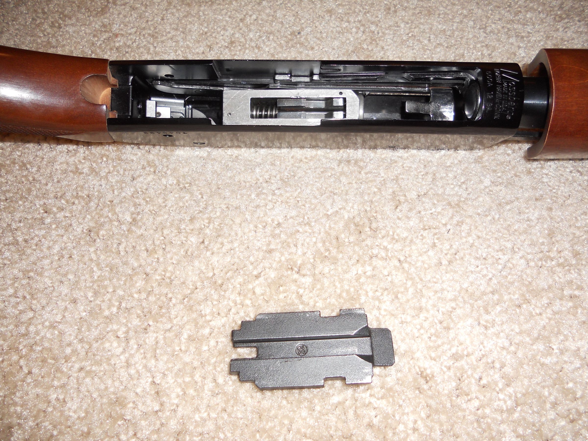 How to Disassemble a Mossberg 500 Series Shotgun : 9 Steps - Instructables