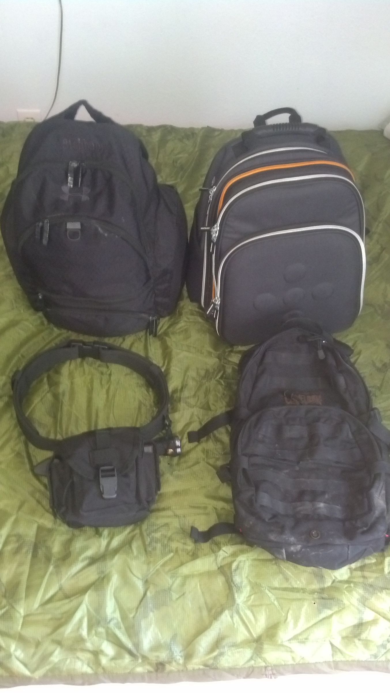 My Bug Out Bag / Gray Man Version : 8 Steps - Instructables