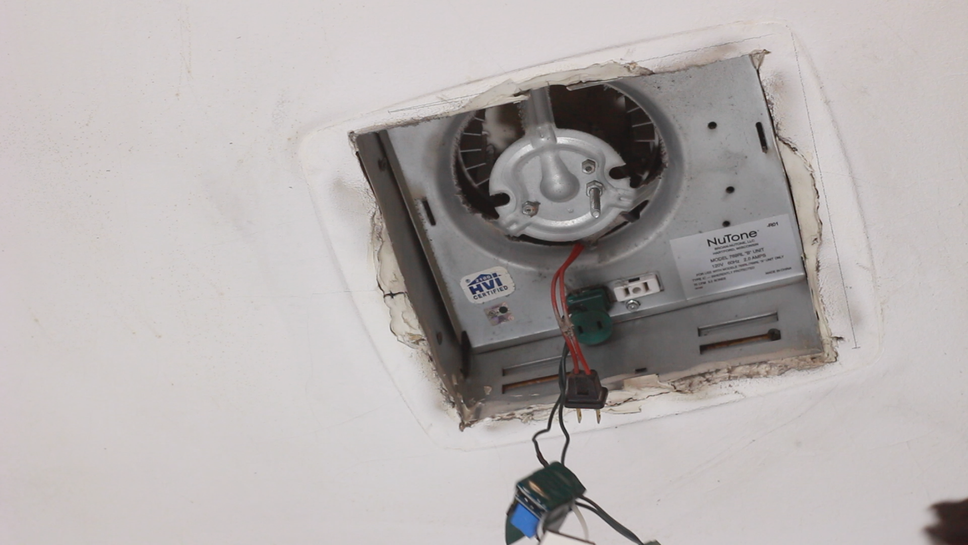 WiFi Bathroom Humidity Sensor W/Fan Control, App & Automation : 6 Steps ...