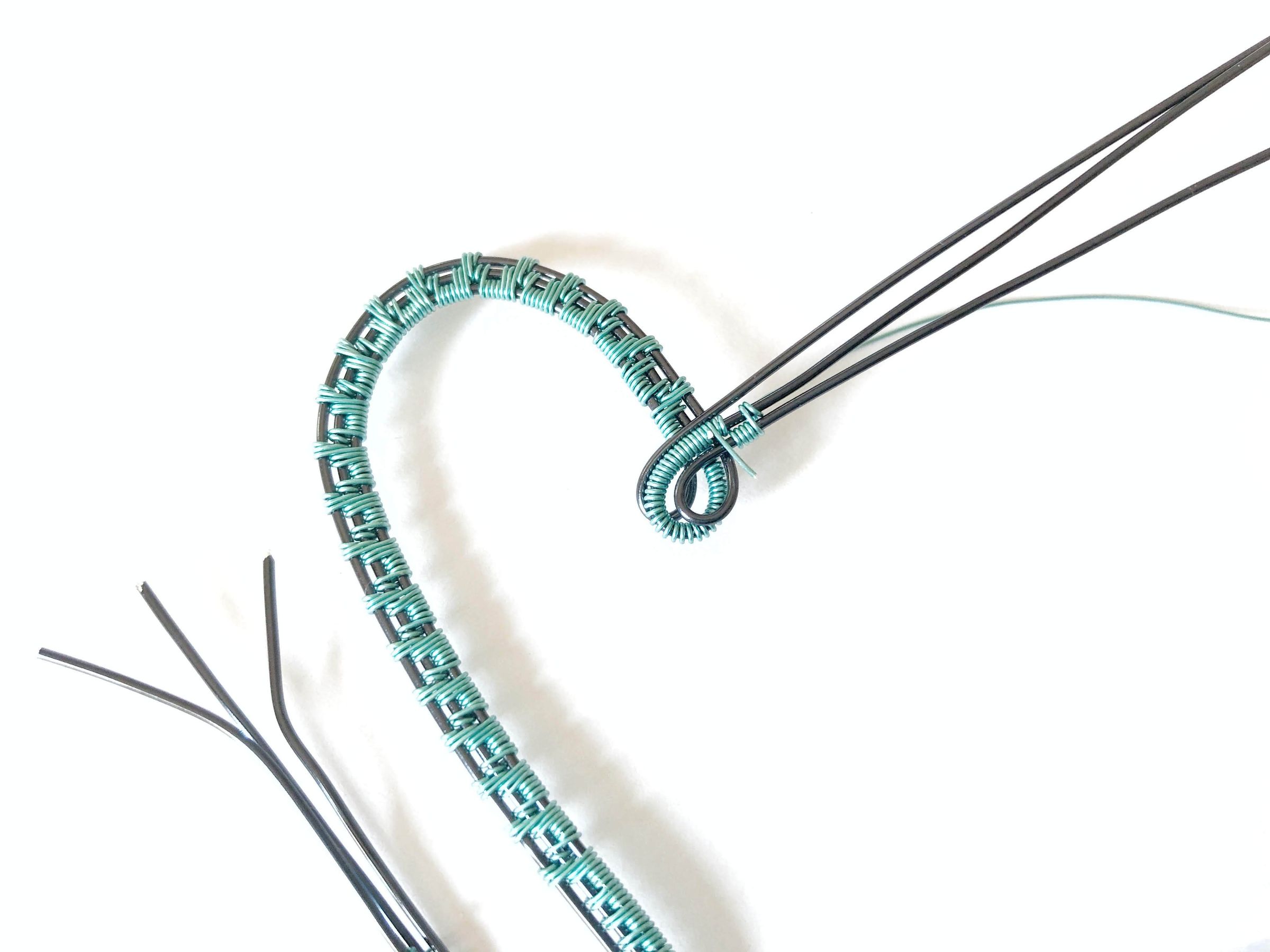 Woven Wire Hearts : 17 Steps (with Pictures) - Instructables