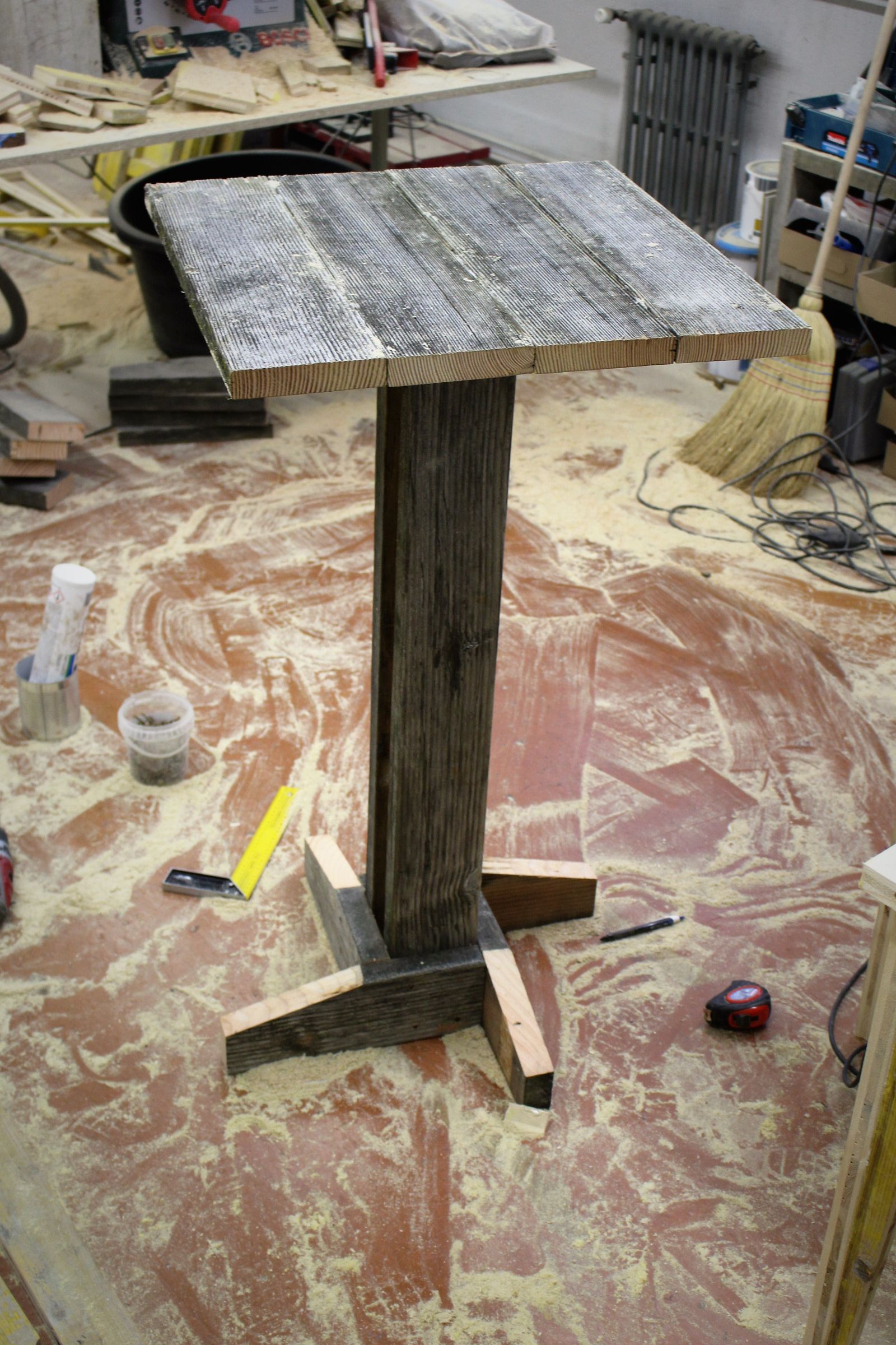 Reclaimed Wood Bar Table : 6 Steps - Instructables